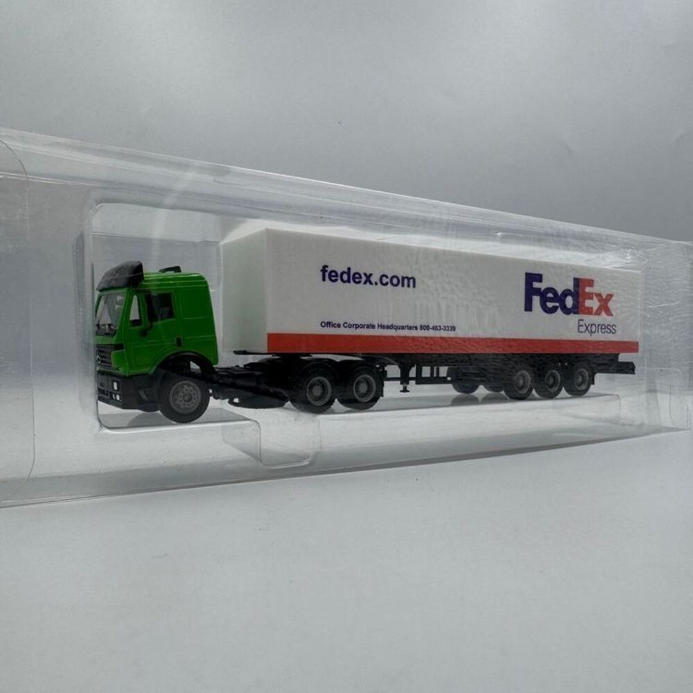 Mercedes Fedex Express 1/87 HO - aviatikboerse | Orsetto